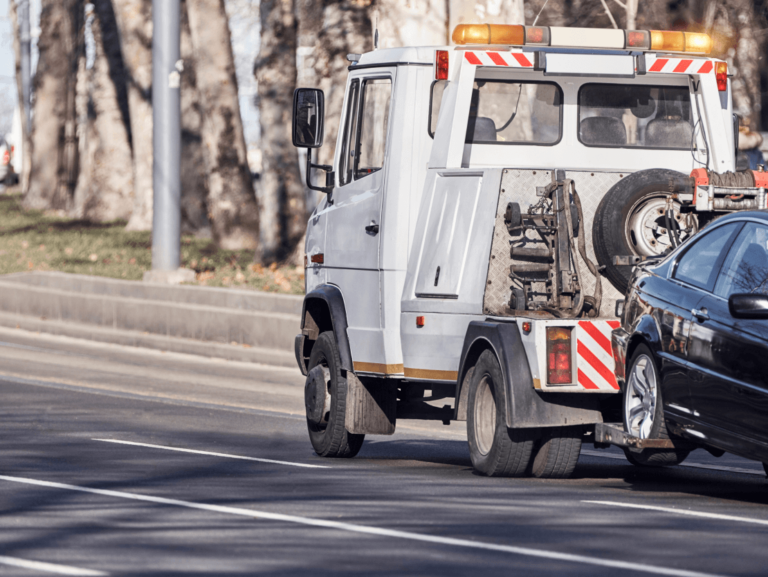 24/7 Emergency Towing Services Near You With CDRA